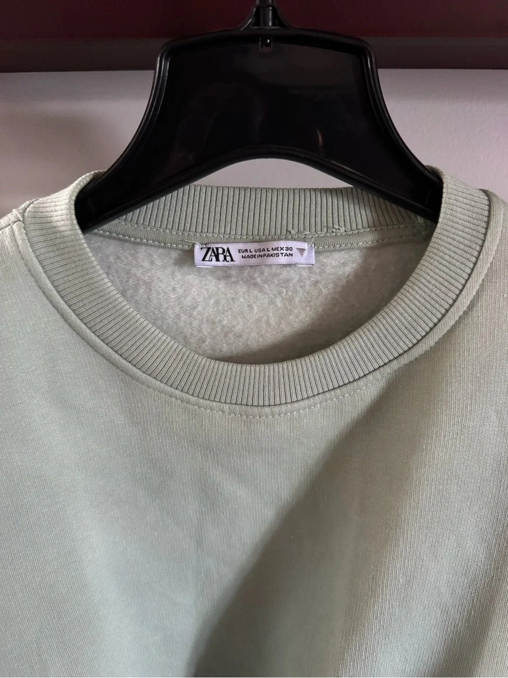 Zara | Tops | Very Cropped Zara Sage Green Crewneck Sweatshirt | Poshmark